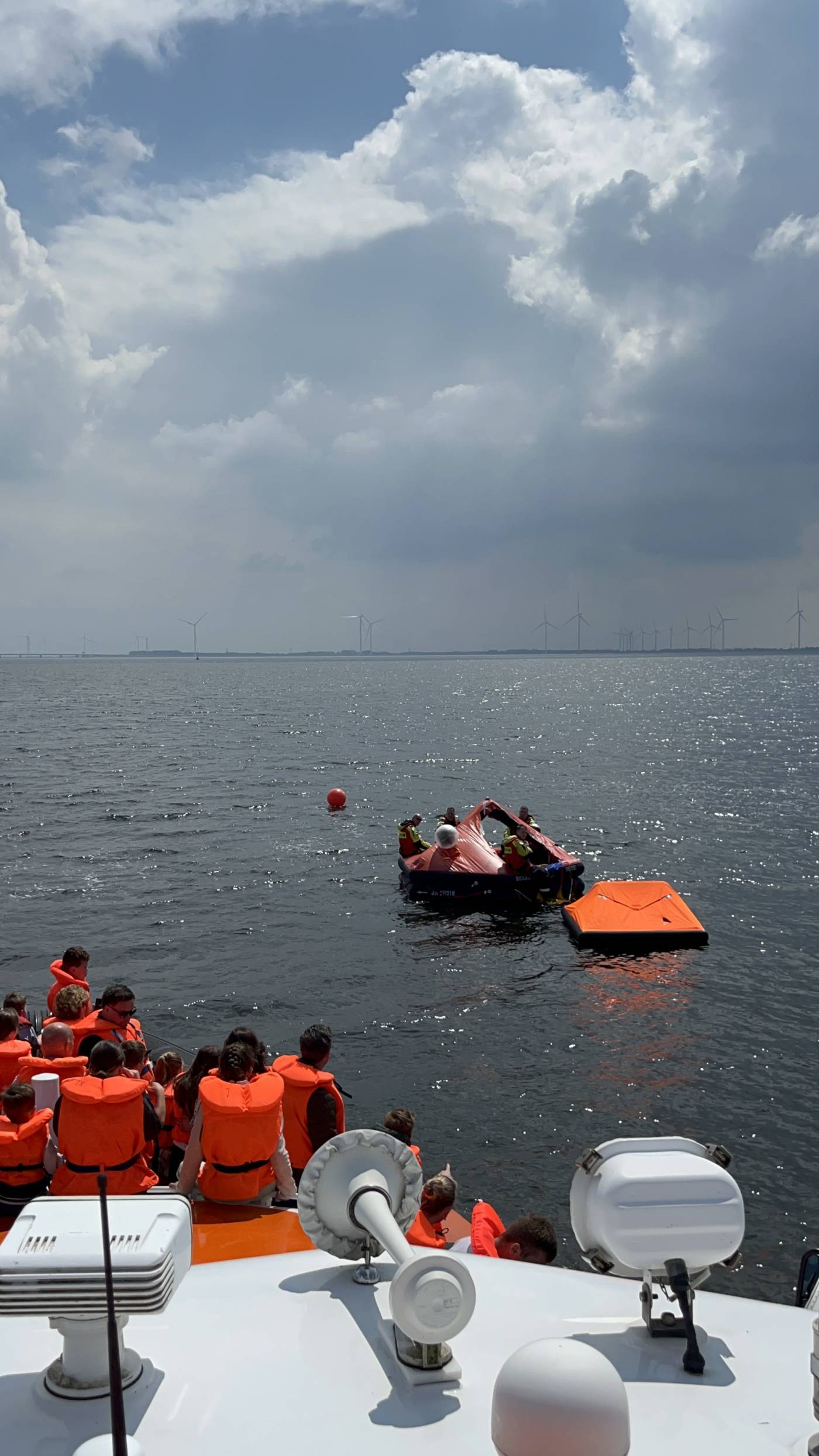 Genieten bij KNRM-station Urk tijdens reddingbootdag 2024 - KNRM